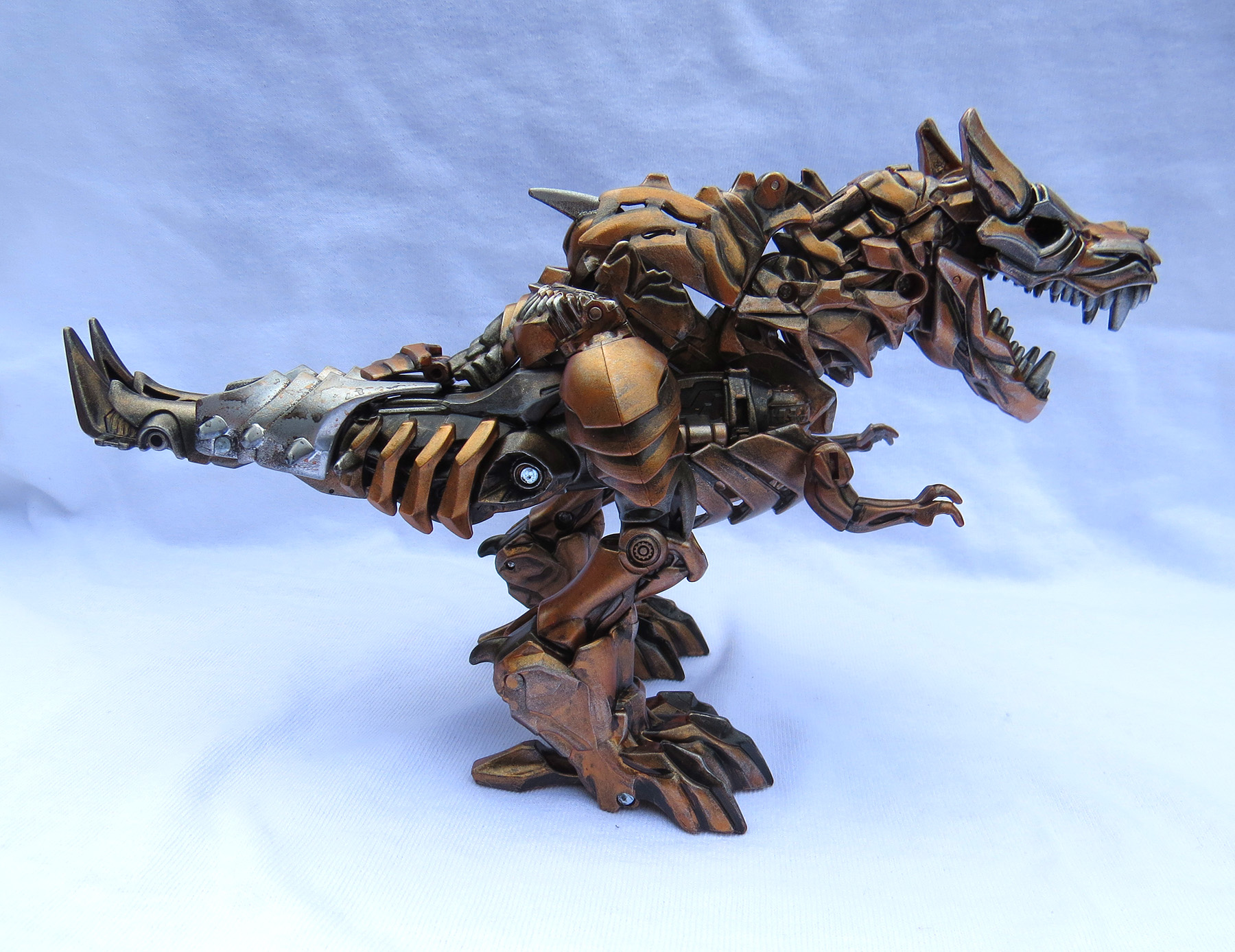 Minor/Repaint: - AOE Grimlock | TFW2005 - The 2005 Boards